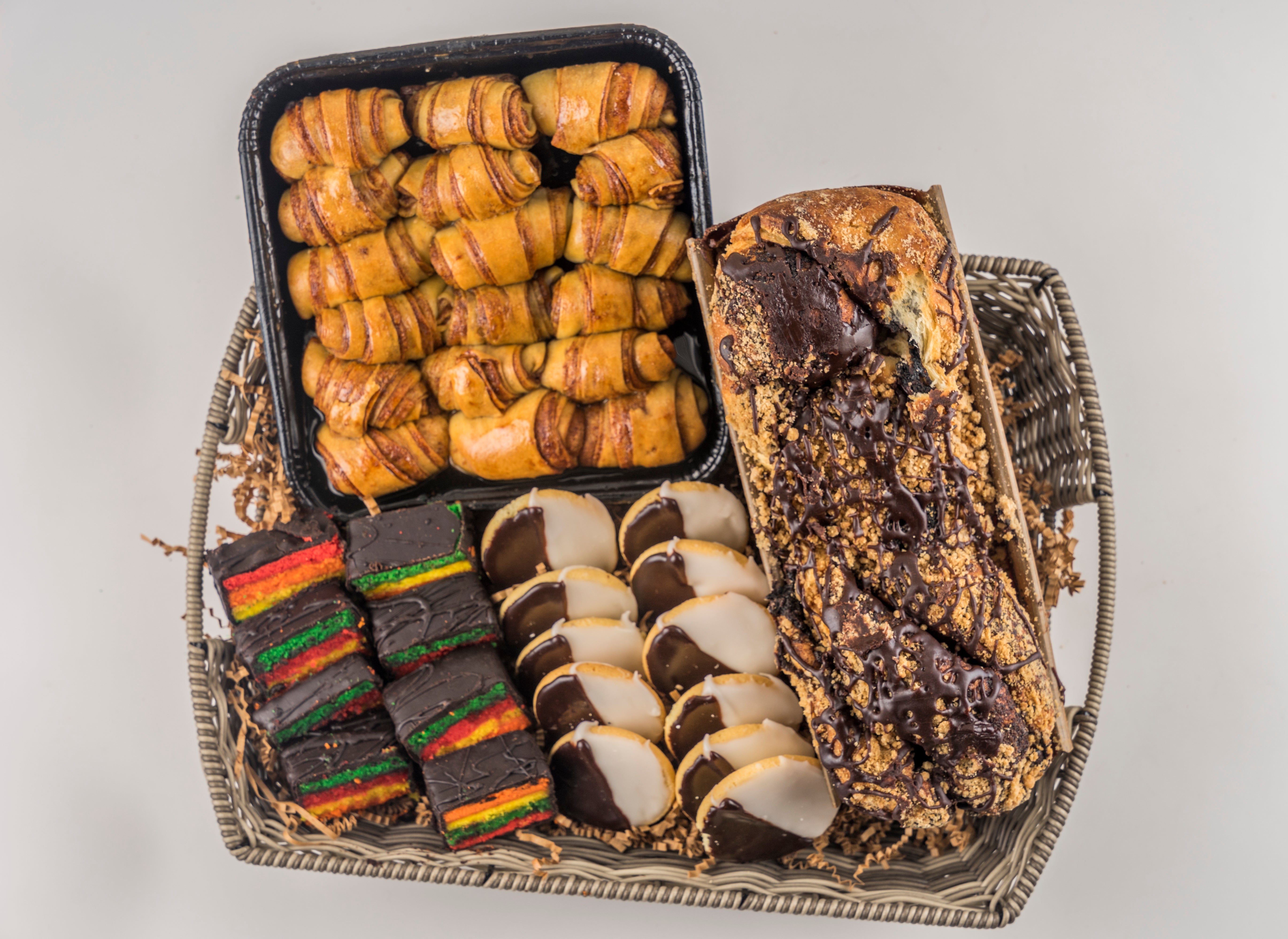 Bakery Favorites Basket – ButterFlake