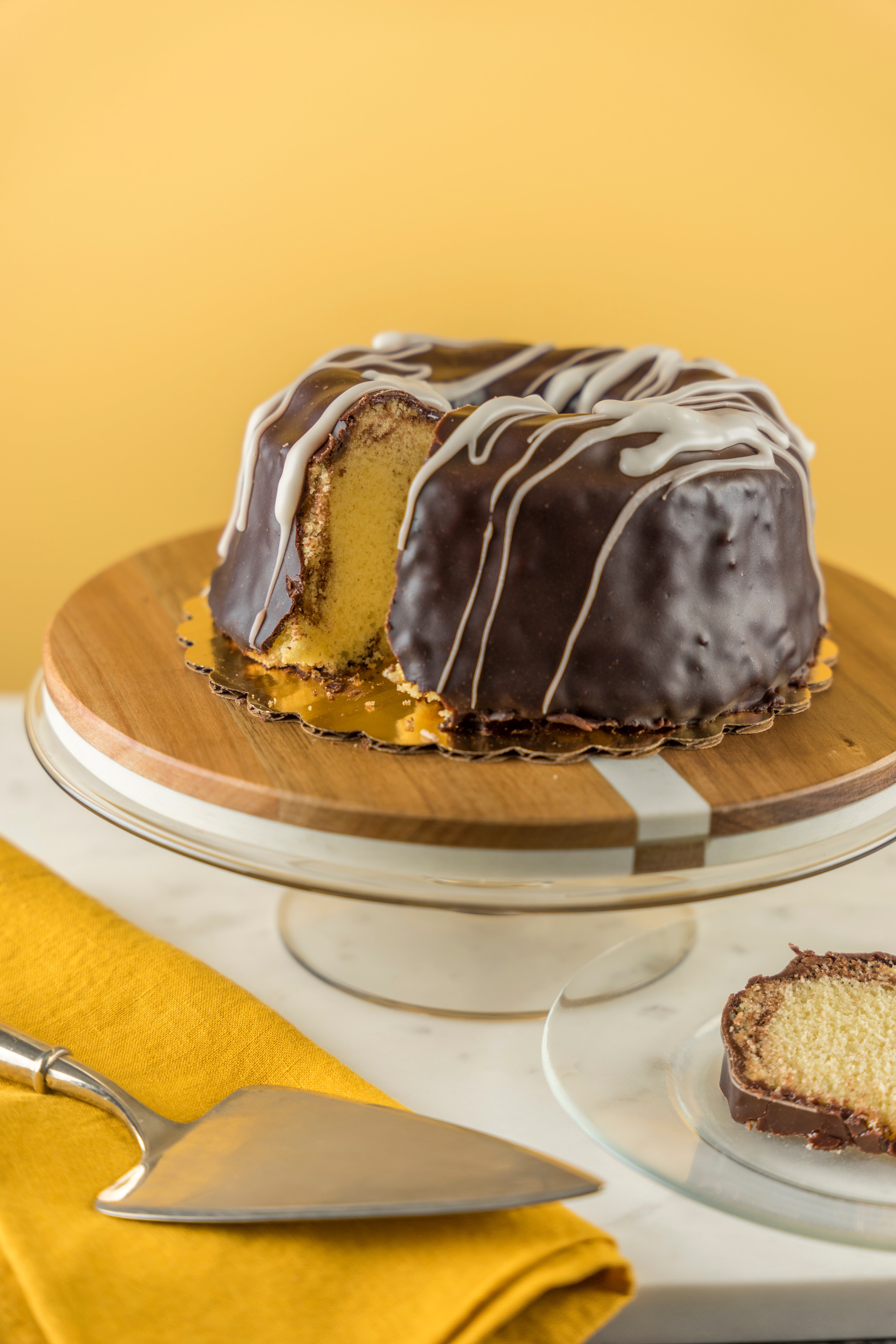 Marble Ring Cake – ButterFlake